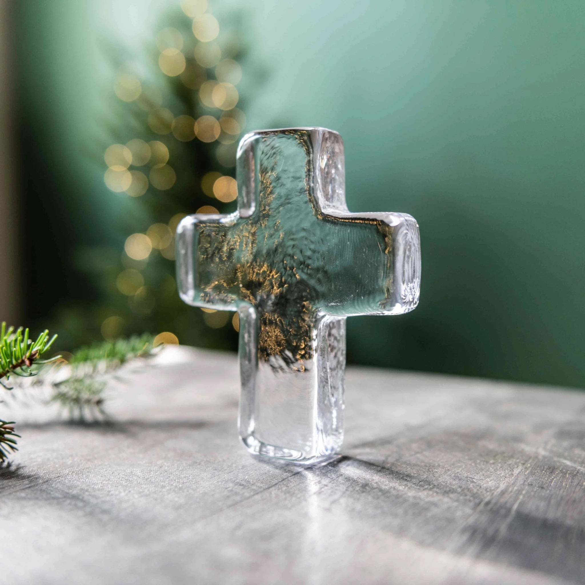 Cross In Gift Box Large – Robert's
